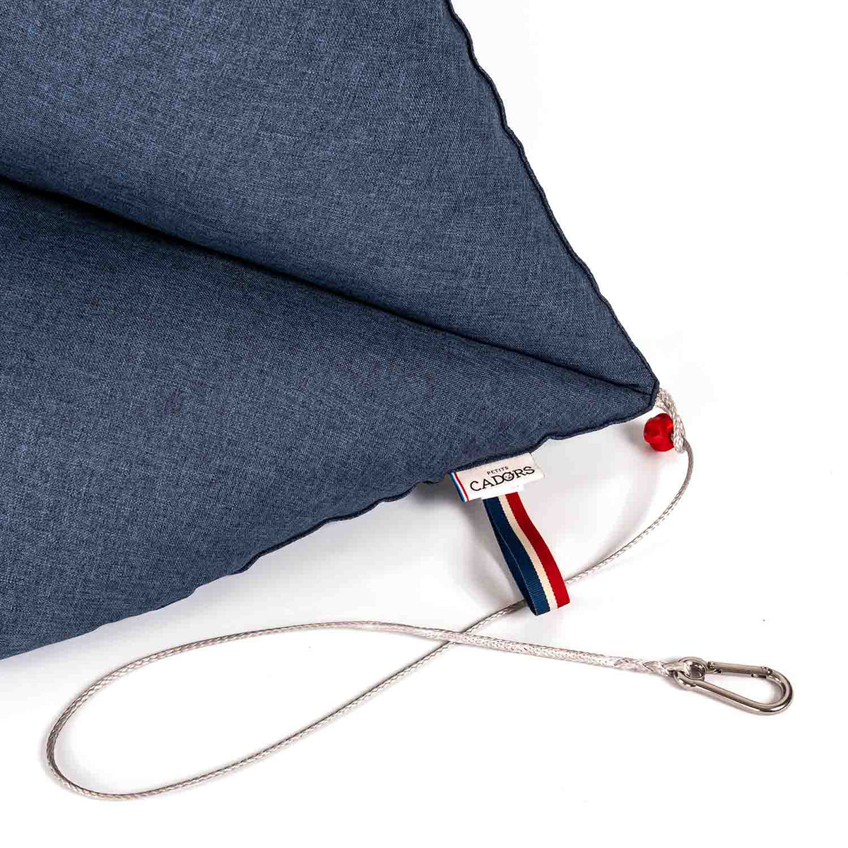 HØMER | Coussin marin Sunbrella | Bateau, voilier, yacht | Petits Cadors